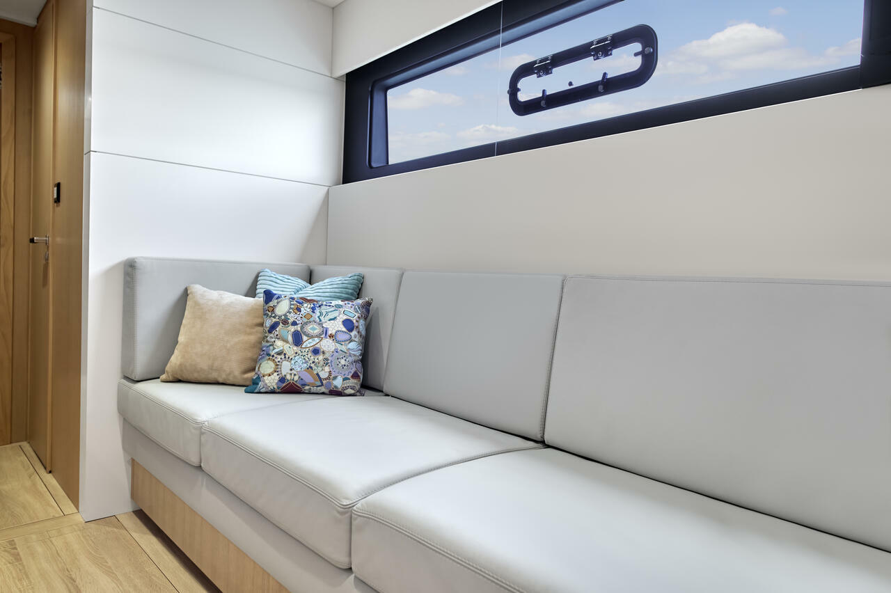 Privilege | Signature 580 | Almissani